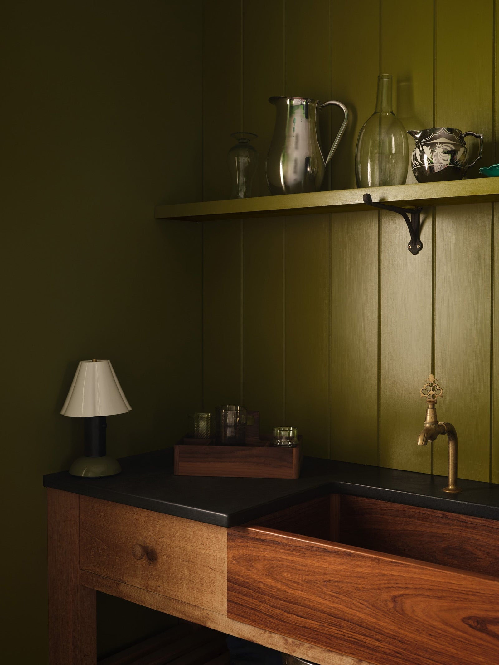 Paint and Paper: Unique 180 Color Palette - Paint & Papers