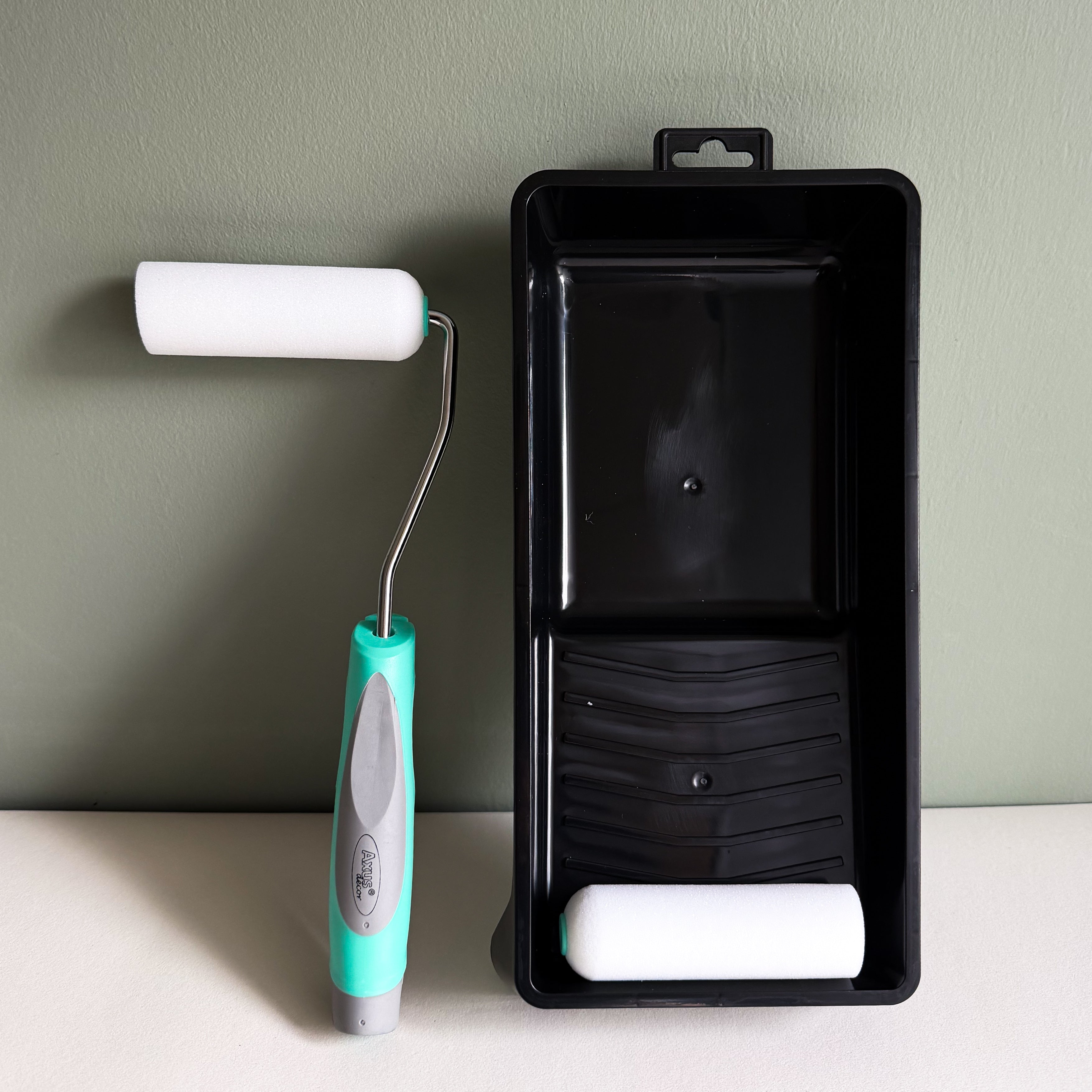 Mini Foam Roller Kit - Oil-Based Paint - Paint & Papers