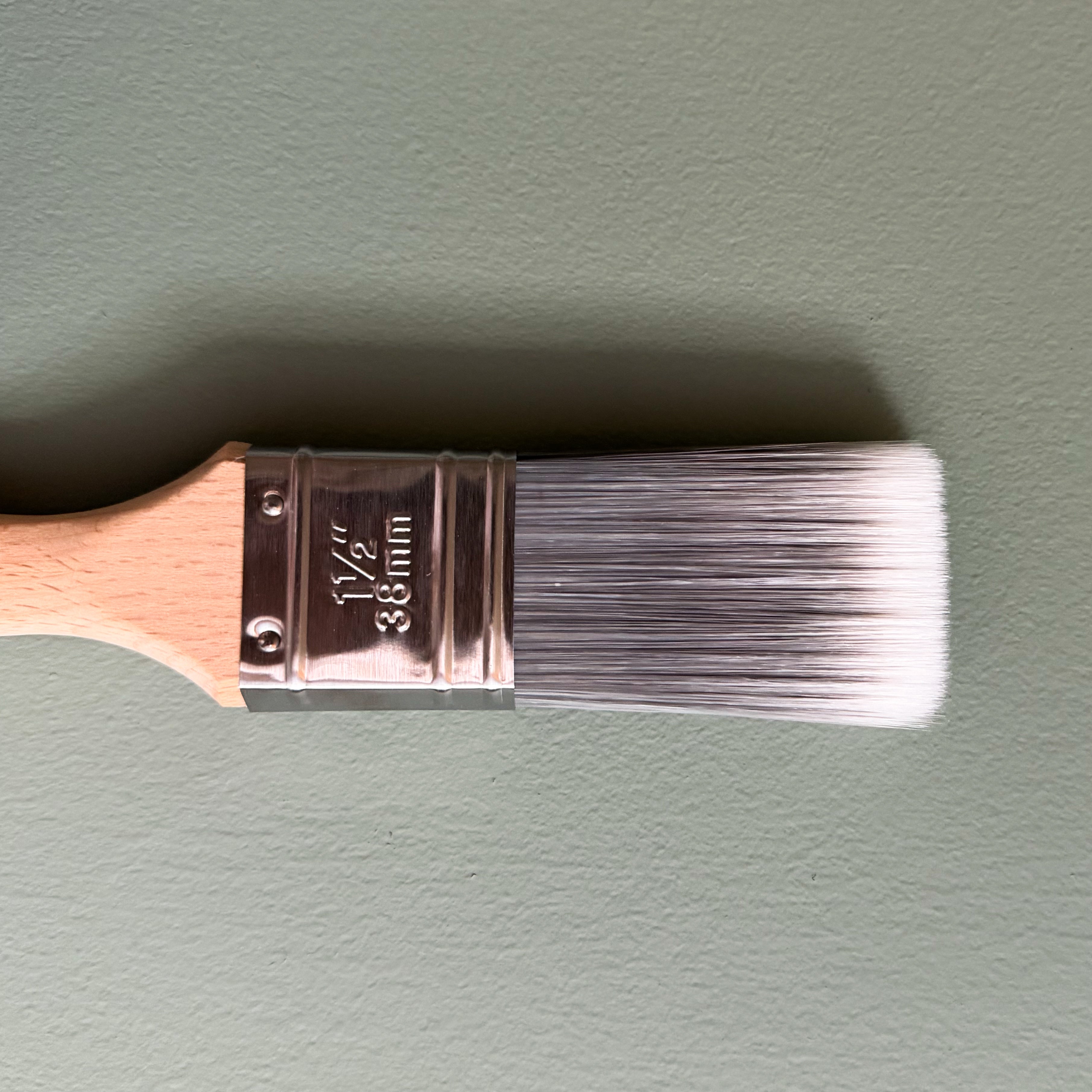 1.5" Brush - Paint & Papers